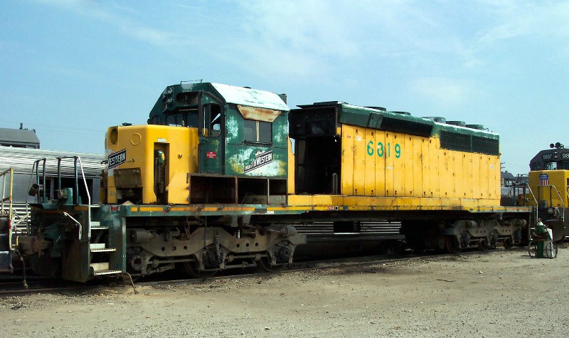 CNW 6819 meets its fate at the Relco shop